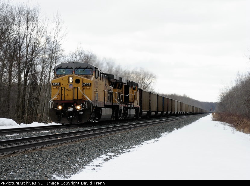 UP 6753 leads Eastbound CSX V740 at MP110.3